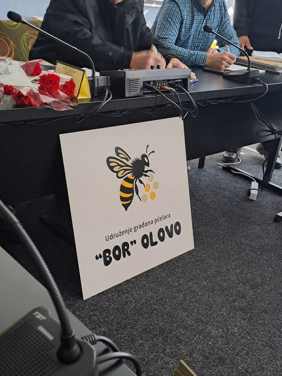 ODRŽANA SKUPŠTINA UDRUŽENJA PČELARA “BOR” OLOVO – Radio Olovo